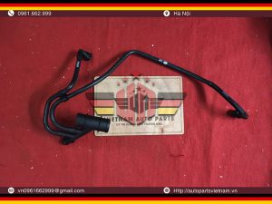 Ống nước từ két nước sang động cơ Land Rover LR017359 Việt Nam Auto Parts